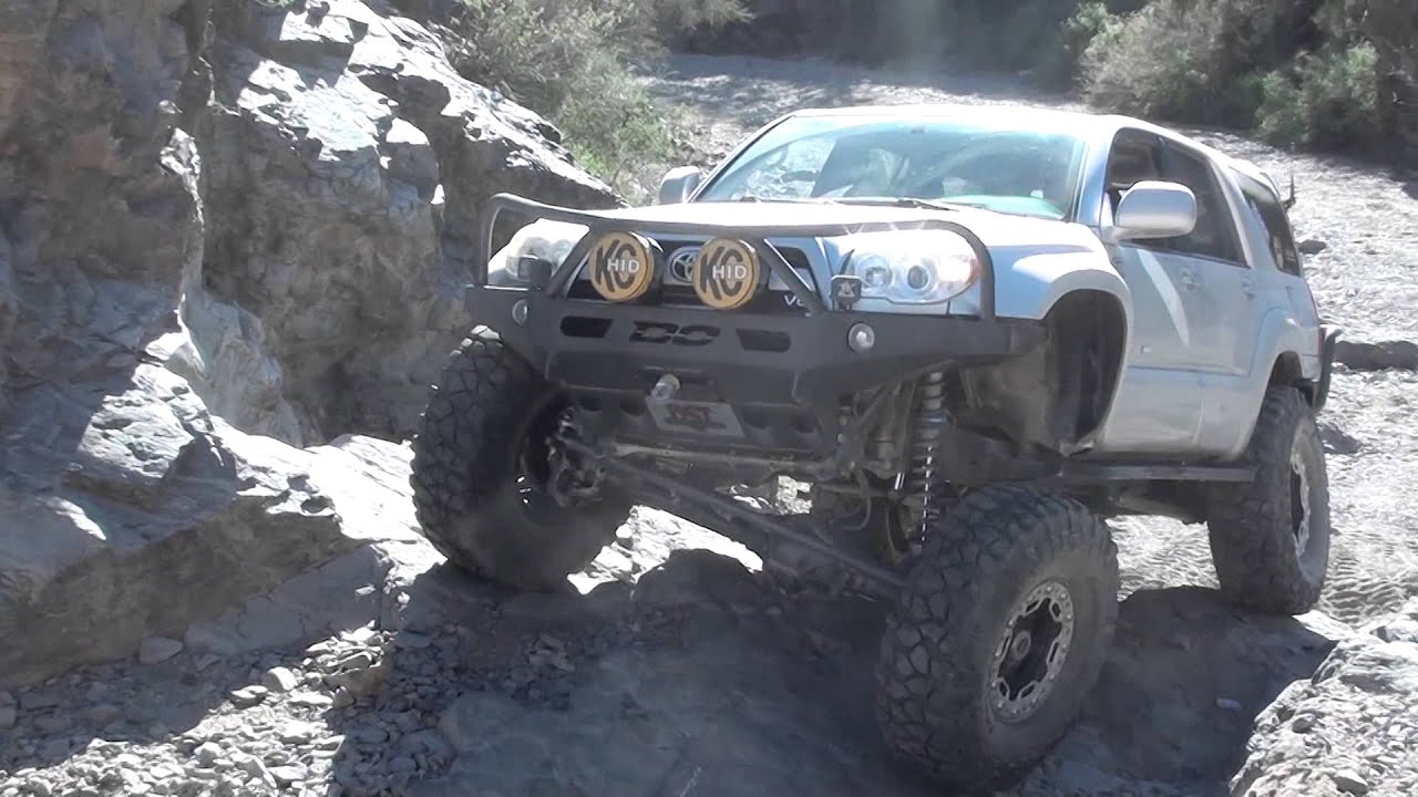 Massive Flex! Toyota 4runner, SAS, Box Canyon, Florence, Az - YouTube