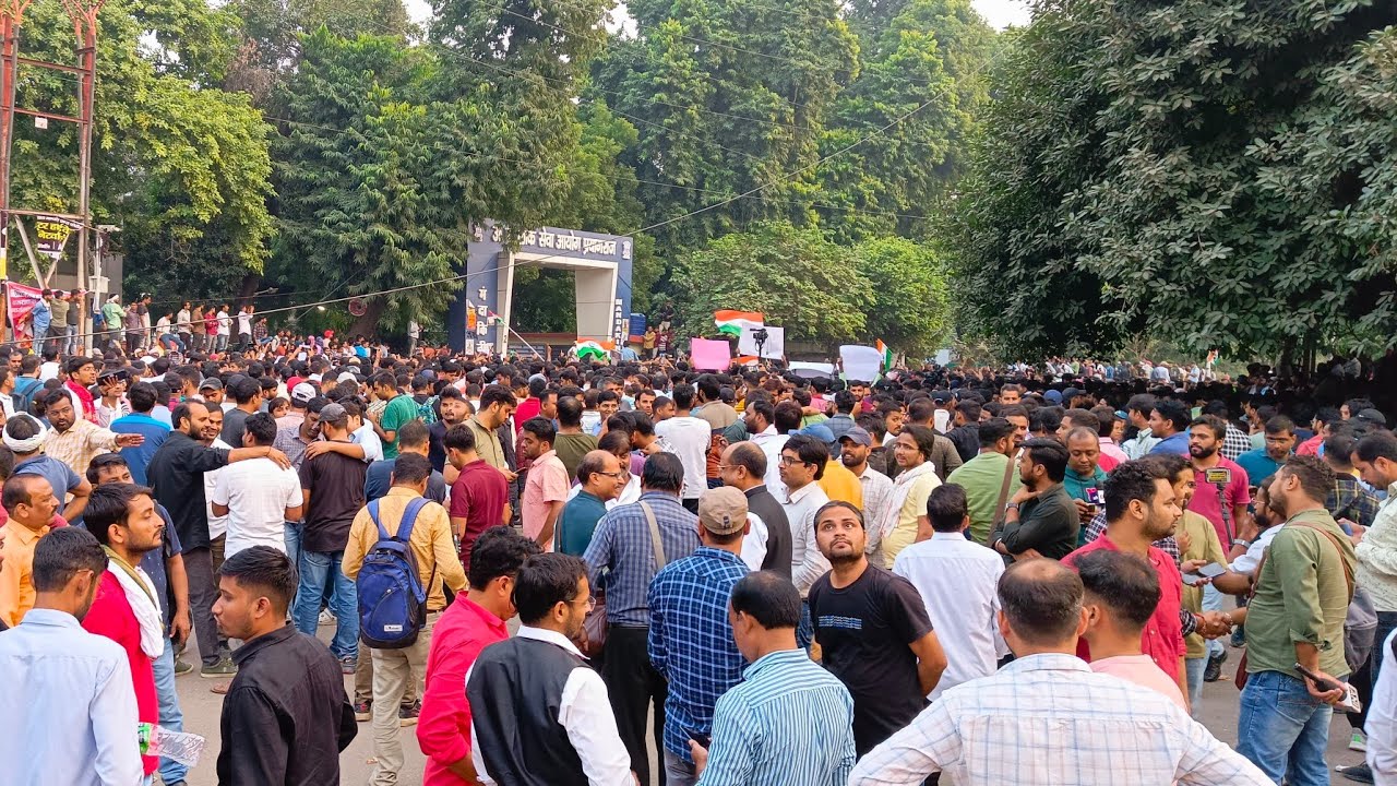 ro /aro uppcs protest से सीधा प्रसारण #prayagaraj #roaro #uppcs - YouTube
