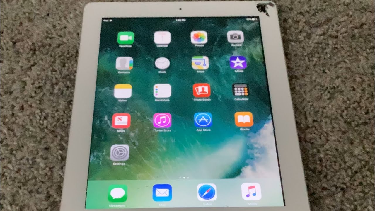 Broken iPad in action - YouTube