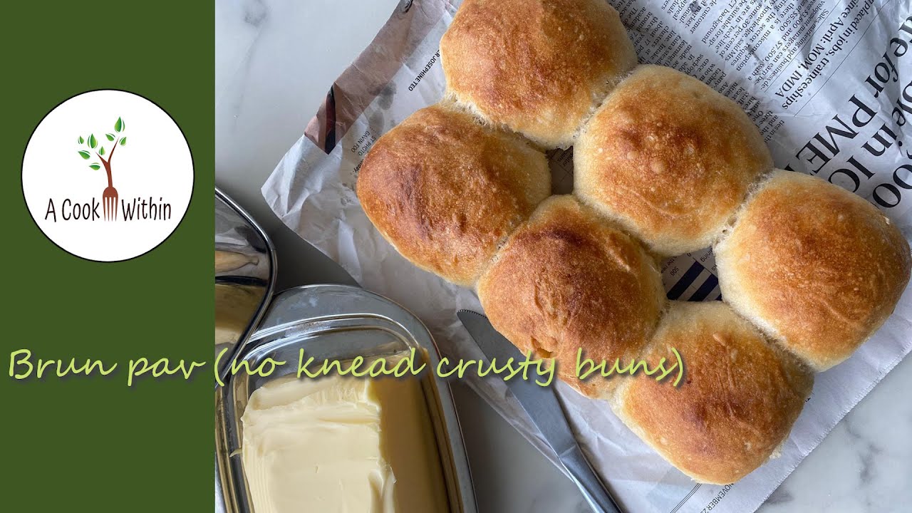 Brun pav (No knead crusty buns) - YouTube