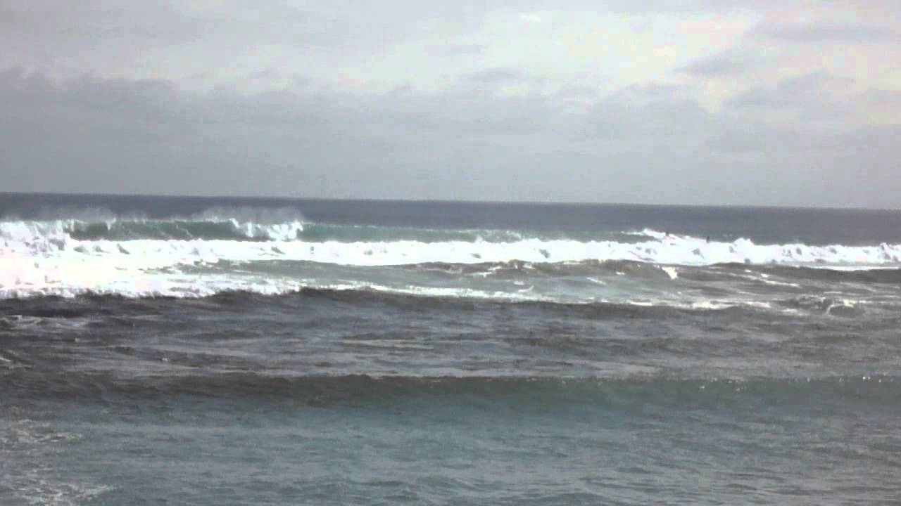 The Boynton inlet, heavy surf. - YouTube