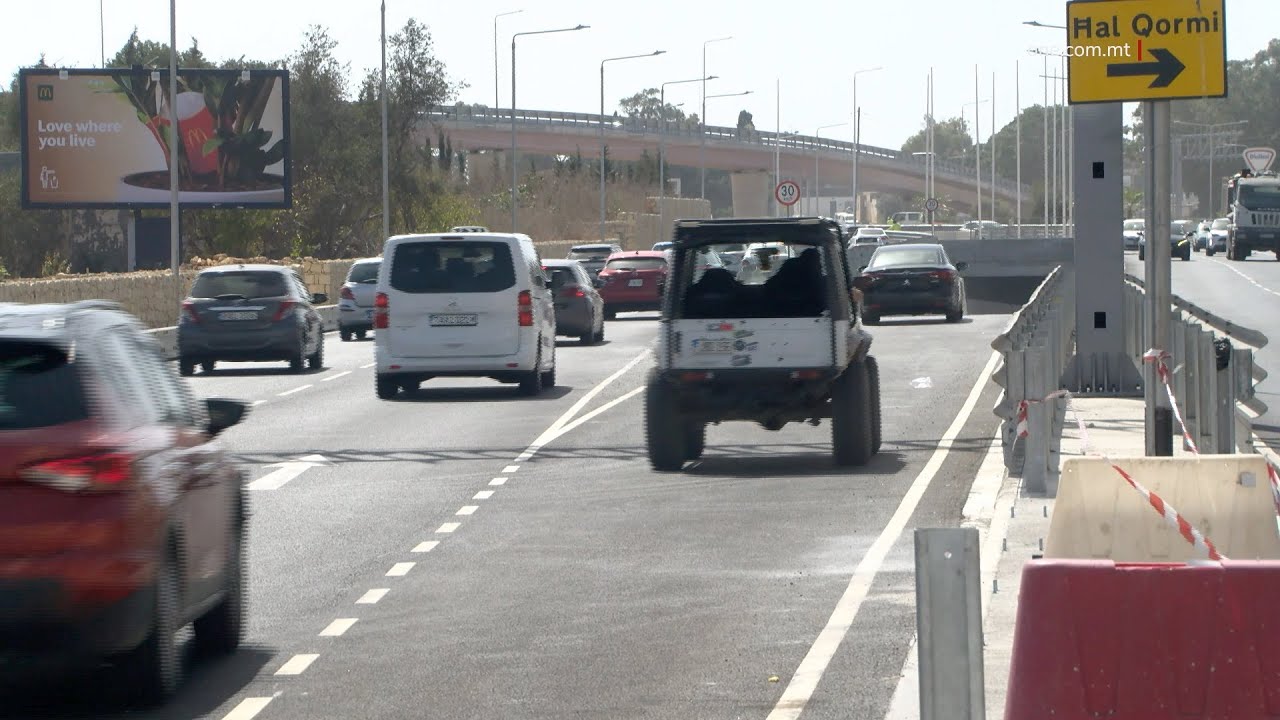 TINFETAĦ IL-MINA TAL-LUQA JUNCTION - YouTube