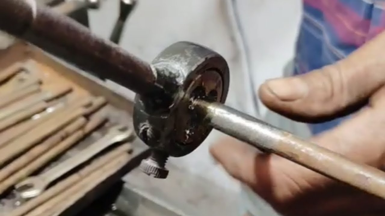 How to make a Thread with Moose toe - YouTube