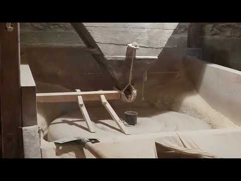 Safranbolu Taş Değirmen de Un Öğütülmesi-flour milling in water mill