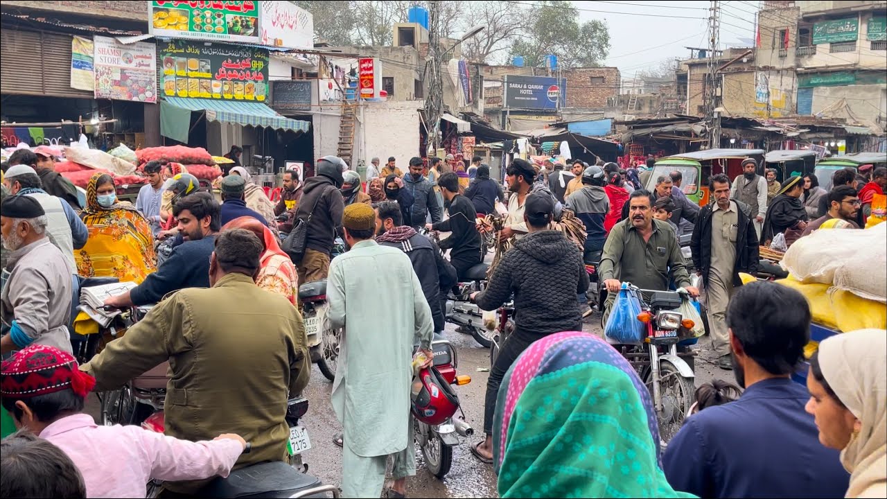 The Lahore, Pakistan 🇵🇰4k Walking Tour Of Crowded Markets Before ...