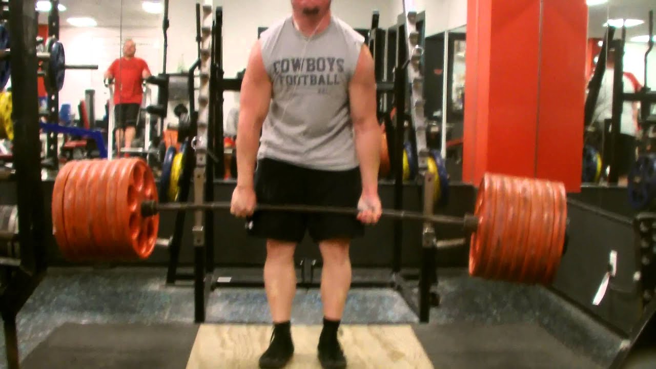 700 lb Beltless Deadlift (Slow Grind) - YouTube