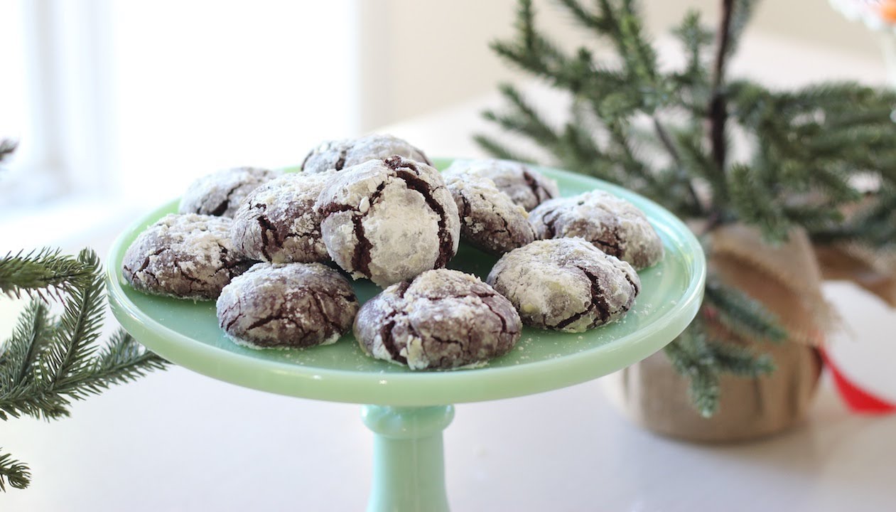 Beth's Chewy Chocolottas | ENTERTAINING WITH BETH - YouTube