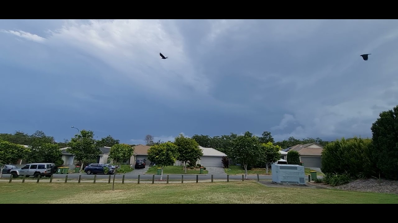 Incoming Storm Pimpama, Qld - YouTube