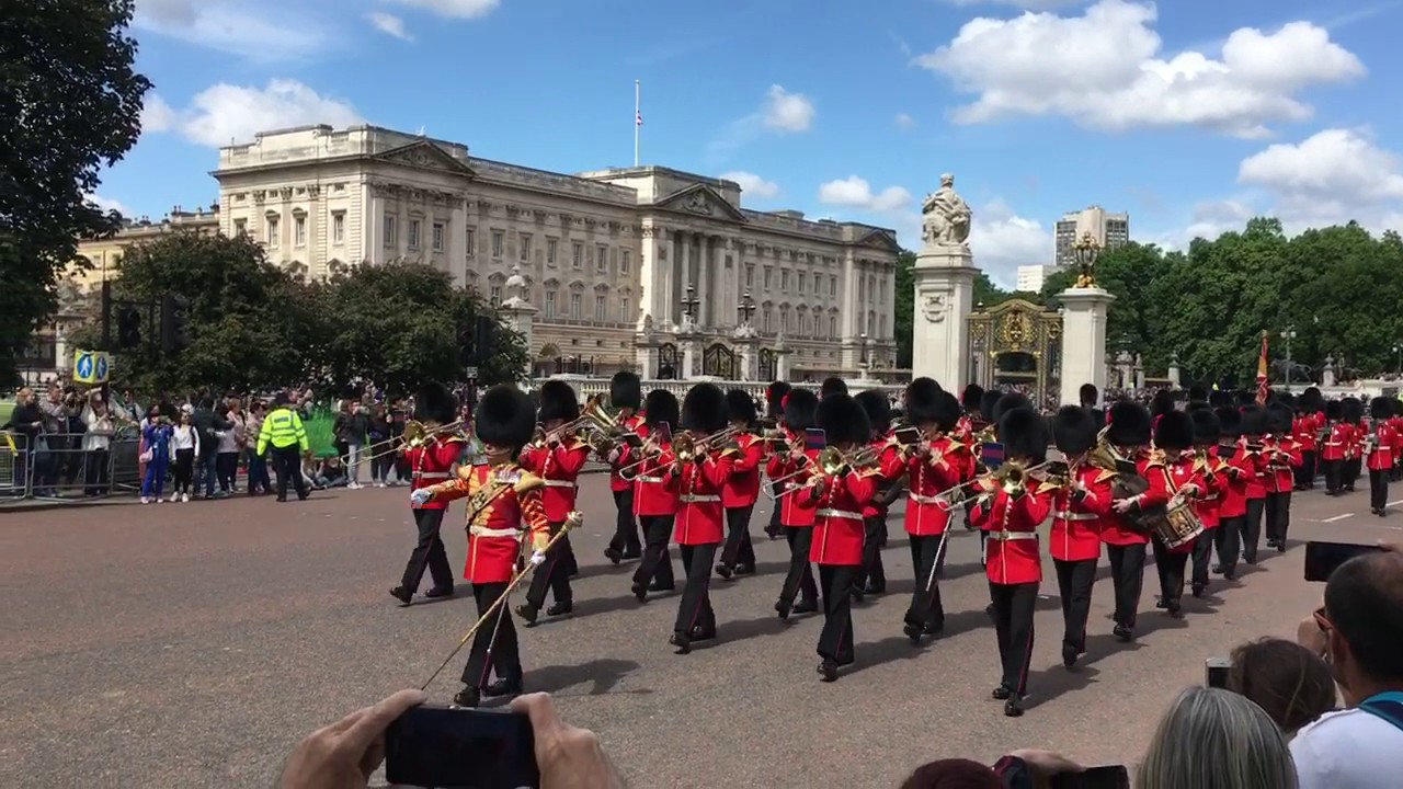 Royal band - YouTube