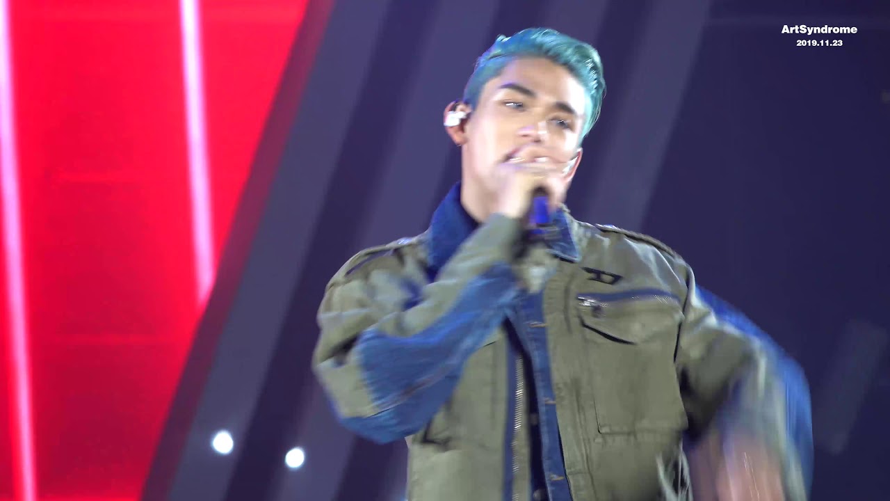 LUCAS (Way V) - King of Hearts focus \ 2019.11.23 WayV's Wuhan ...