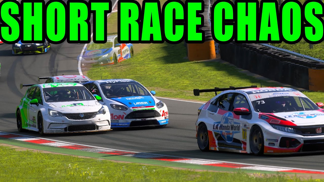 Short Races Are Pure CHAOS in Forza Motorsport - YouTube