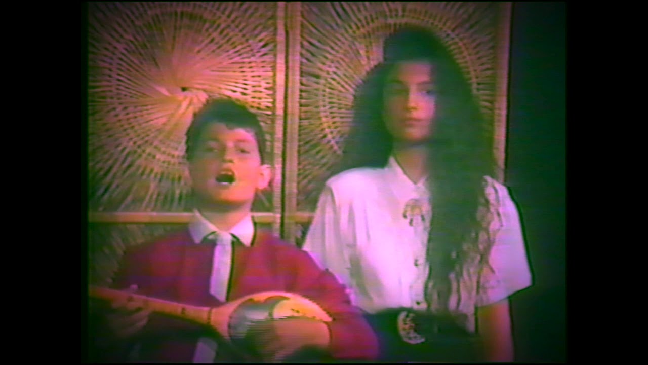 LEN RROKJA LULGJURAJ - DOLA NE BJESHK - YouTube