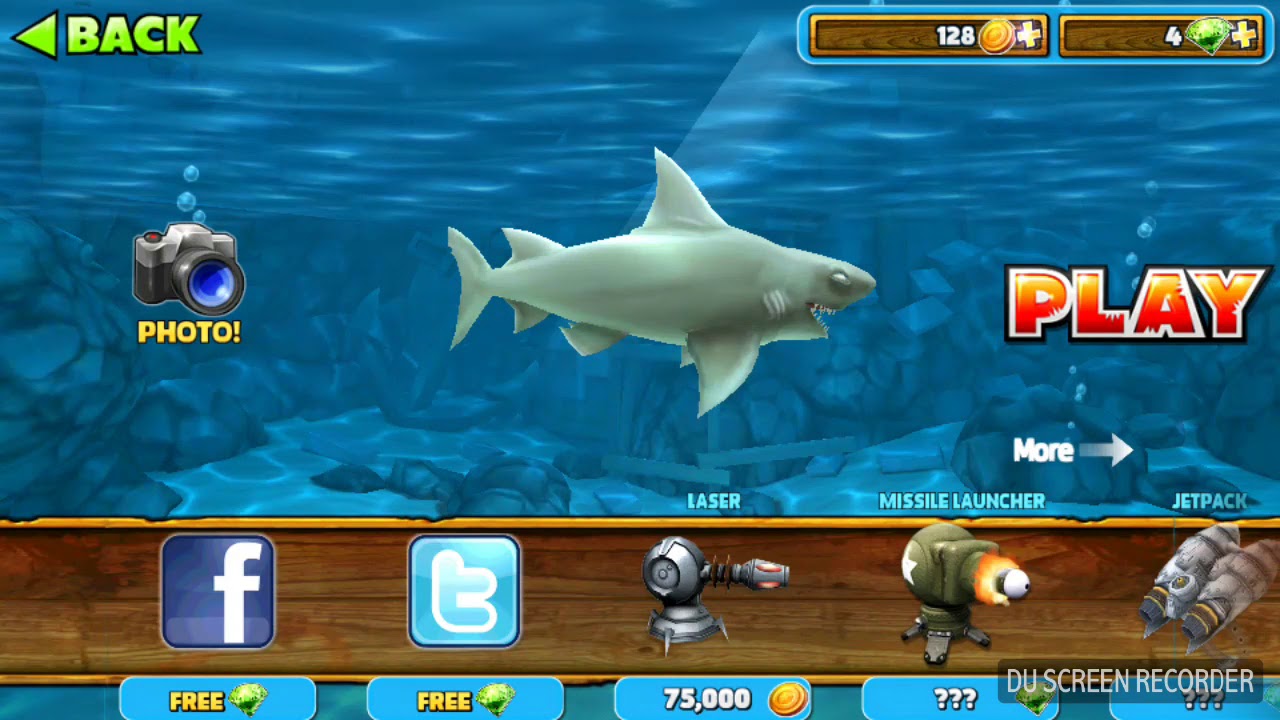 Playing with the weakest shark (Hungry Shark Evolution) - YouTube
