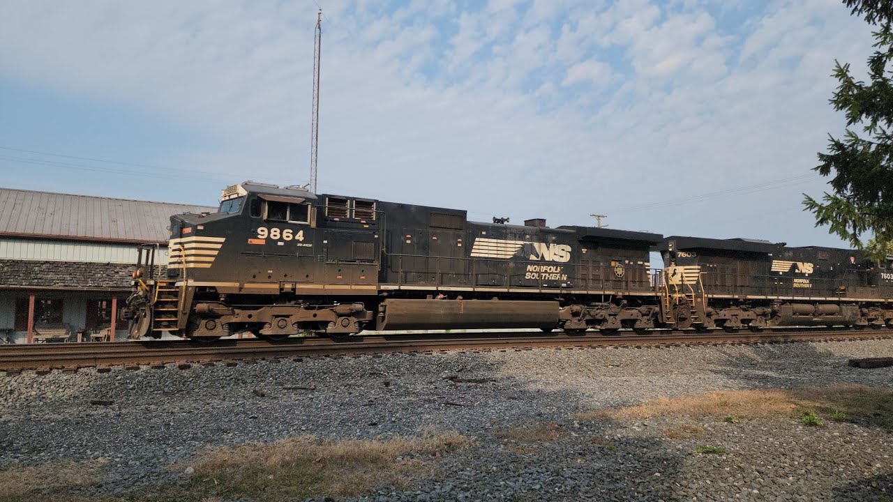 NS Train 61D NS 9864 NS 7603 Vermillion, Ohio October 6, 2024 1536 - YouTube