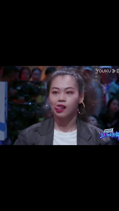 憨憨王一博直男實錘了，美女各種勾引暗送秋波，王一博面無表情毫不動搖#这！就是街舞 第三季 #Street Dance of China S3#王一博 #王嘉爾#张艺兴#鐘漢良 - YouTube