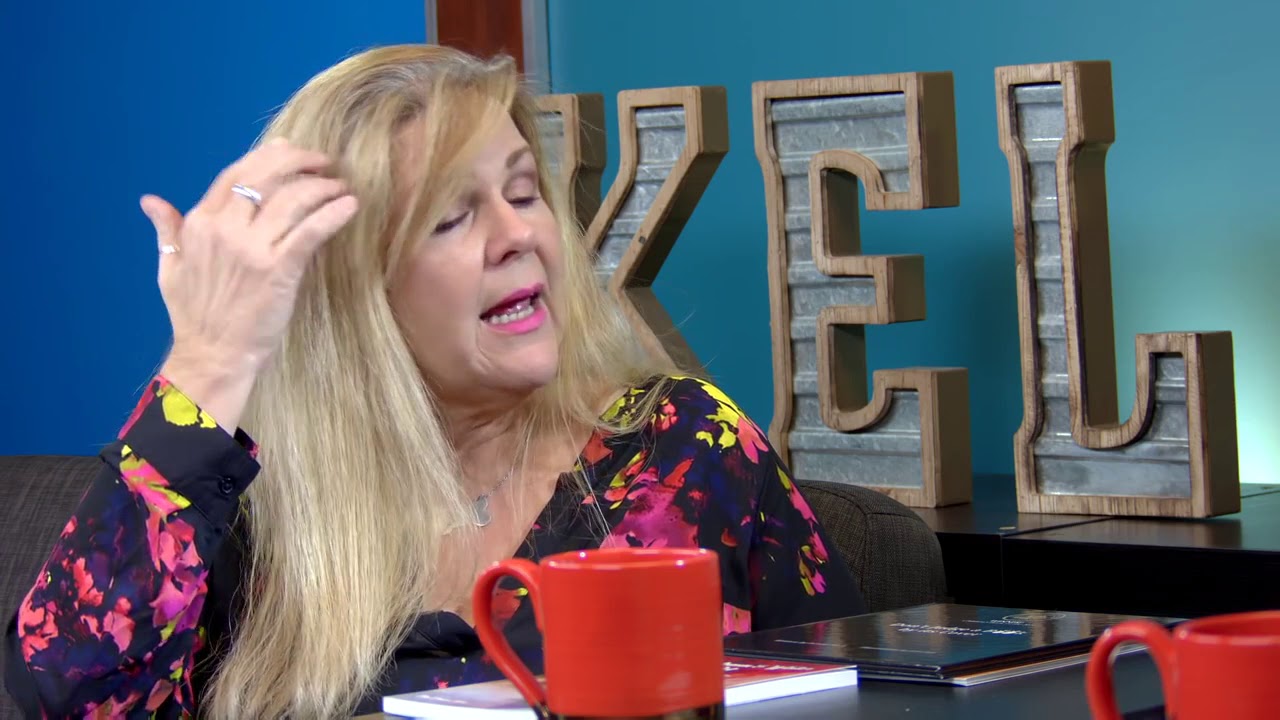 Kelly Talk Show 2017 - YouTube