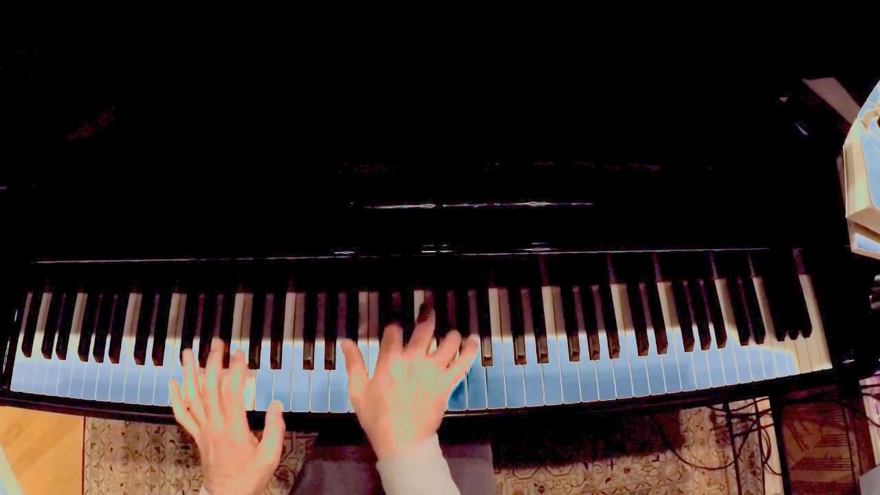 Pol by googoosh on the piano - گوگوش - پًل - YouTube