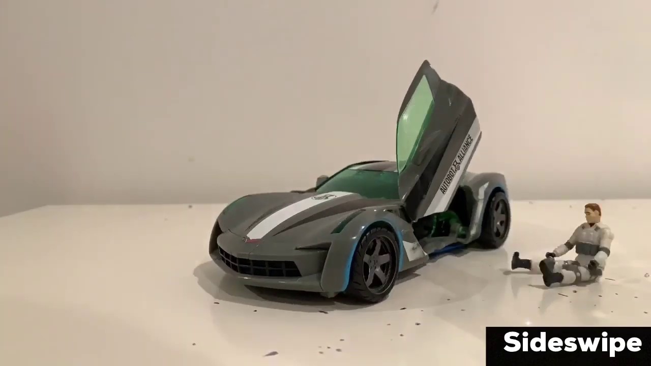 Sideswipe Stop Motion Transforming - YouTube