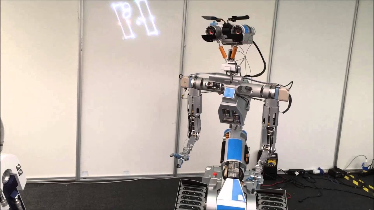 Johnny Five in: Action all!! - YouTube