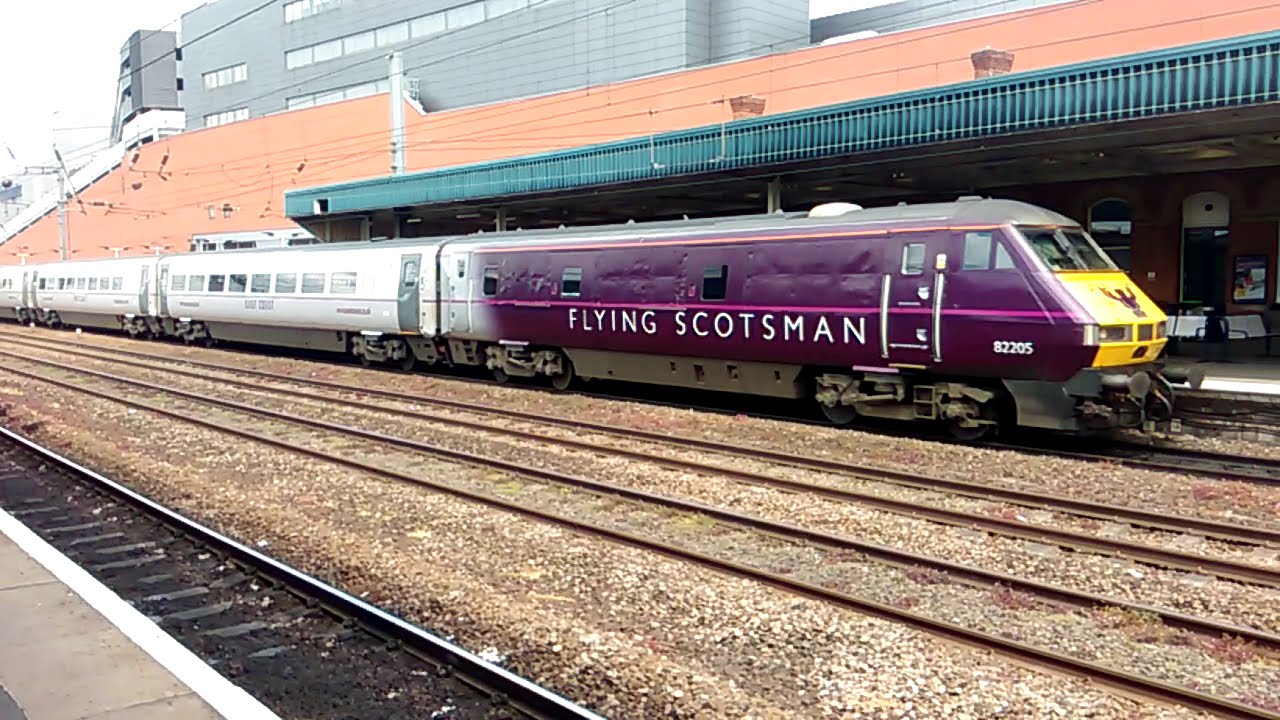 ECML 'Flying Scotsman' Meets GCR HST at Doncaster Station # ...