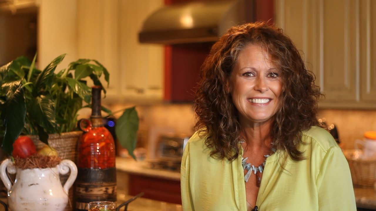 Meet Southern Journeys Host Sally Ellis - YouTube