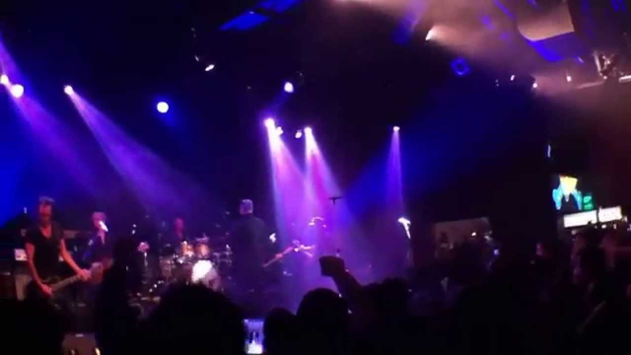 El ritmo del Garage, Loquillo en México - YouTube