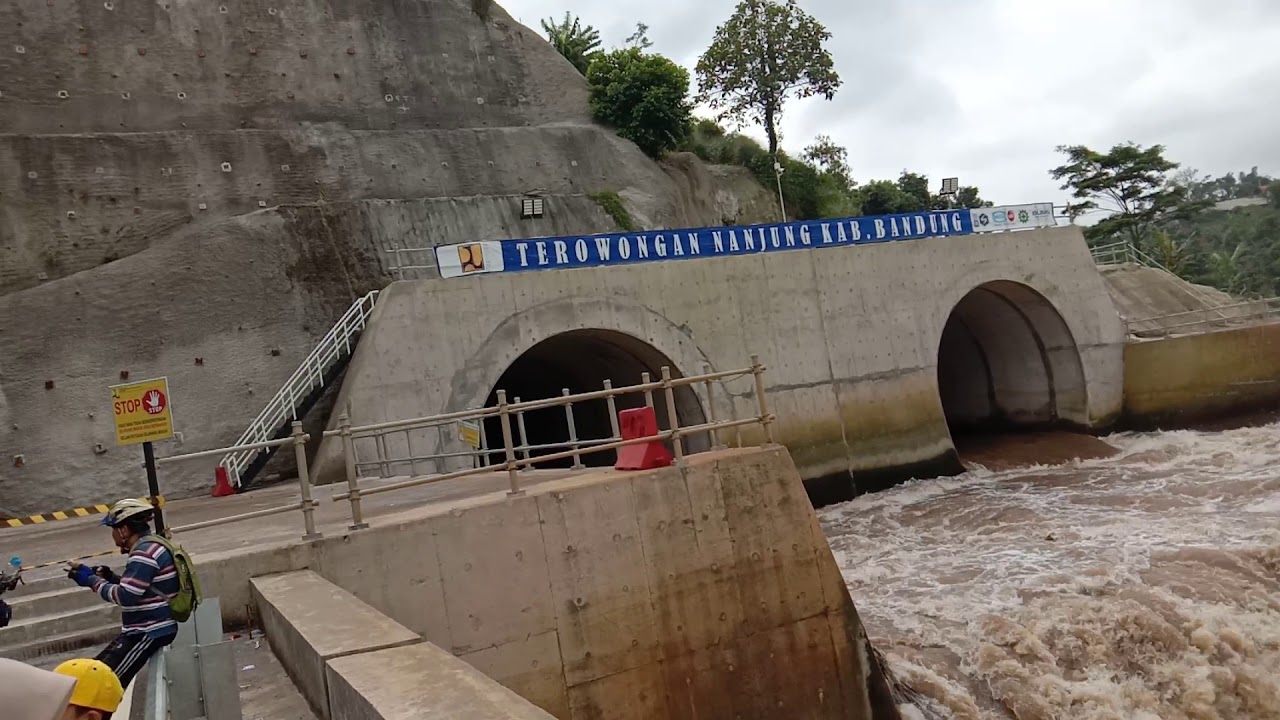 Curug jompong - YouTube