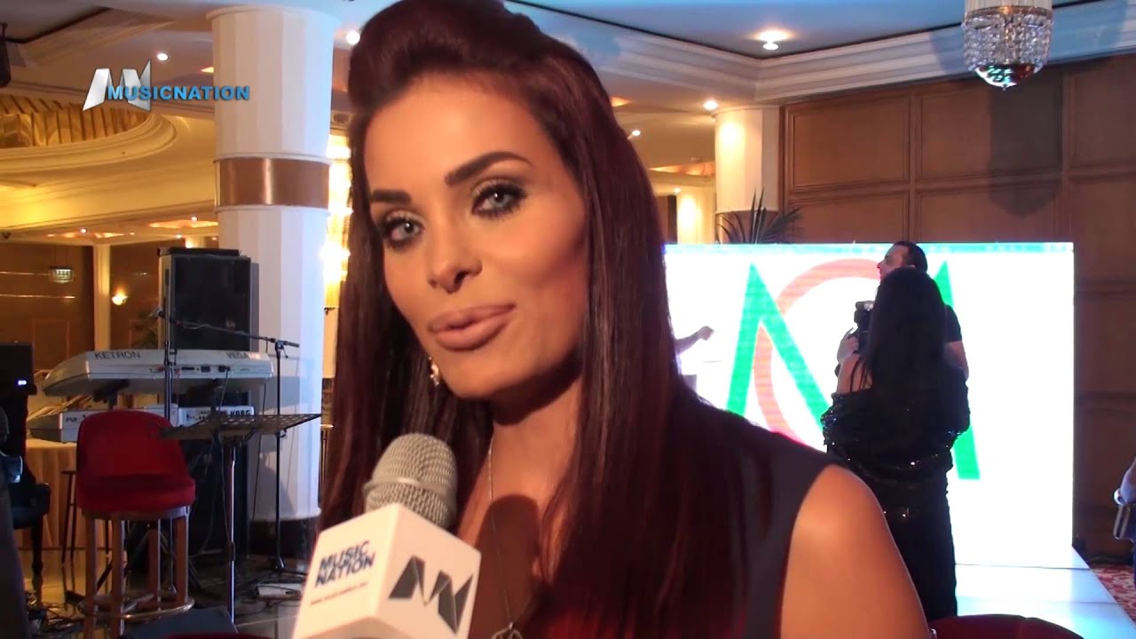 Dominique Hourani|MCI Awardsدومينيك حوراني | في حفل - YouTube