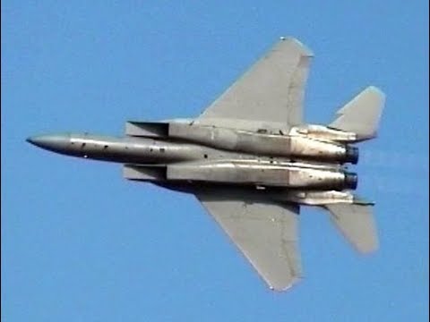 USAF BOEING F-15C EAGLE WEST COAST DEMO TEAM - AWESOME FLIGHT DISPLAY ...