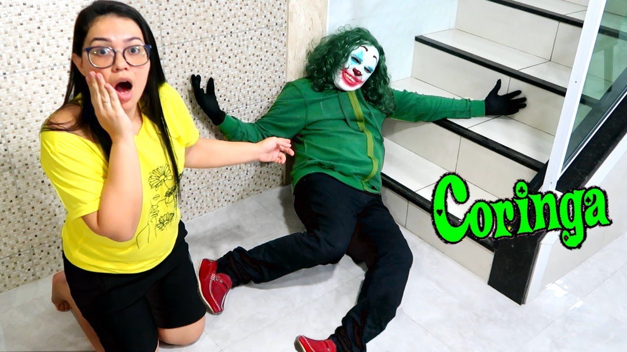 O CORINGA INVADIU MINHA CASA FALANDO !! CAIU DA ESCADA - YouTube