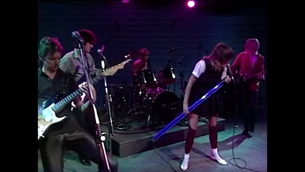 Divinyls - Boys in Town (live in HD) - YouTube