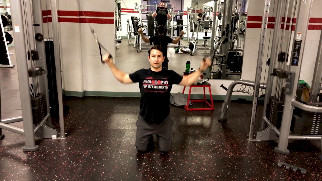 Cross Cable Kneeling Lat Pulldowns - YouTube