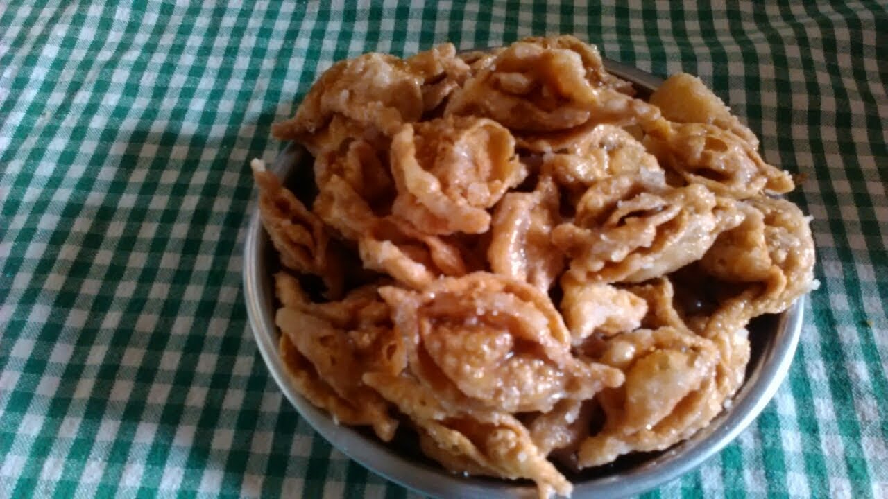 Moot ladoo /Easy sweet &crispy snacks for kids /traditional sweet ...