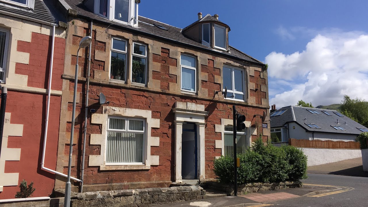 Studio flat 2/L 109 Nelson St, Largs KA30 9JF - YouTube