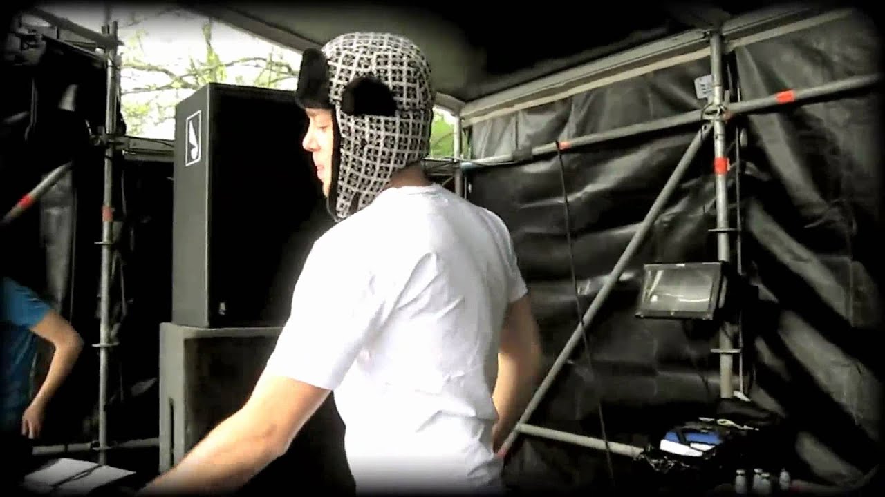 DJ Mike Intro - Vato Gonzalez - Alors on Dance (Now We Dance) - YouTube