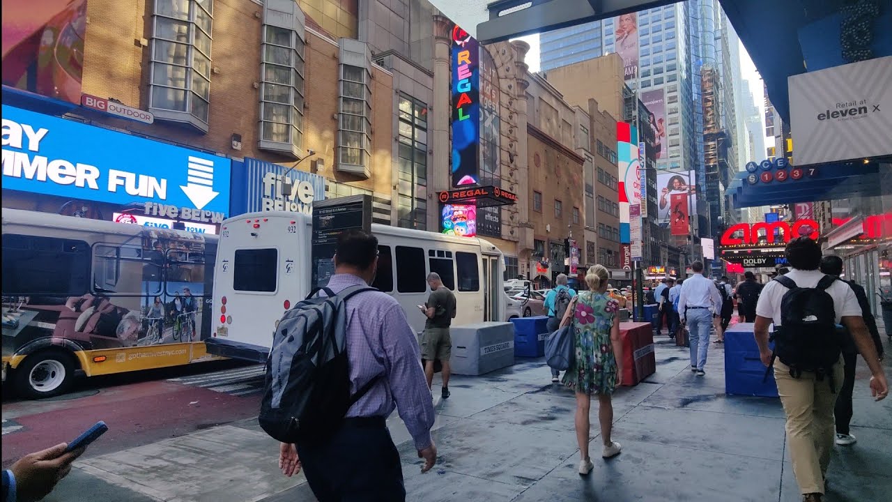 【4K】42nd Street 8AM: from Port Authority Bus Terminal to Bryant Park ...