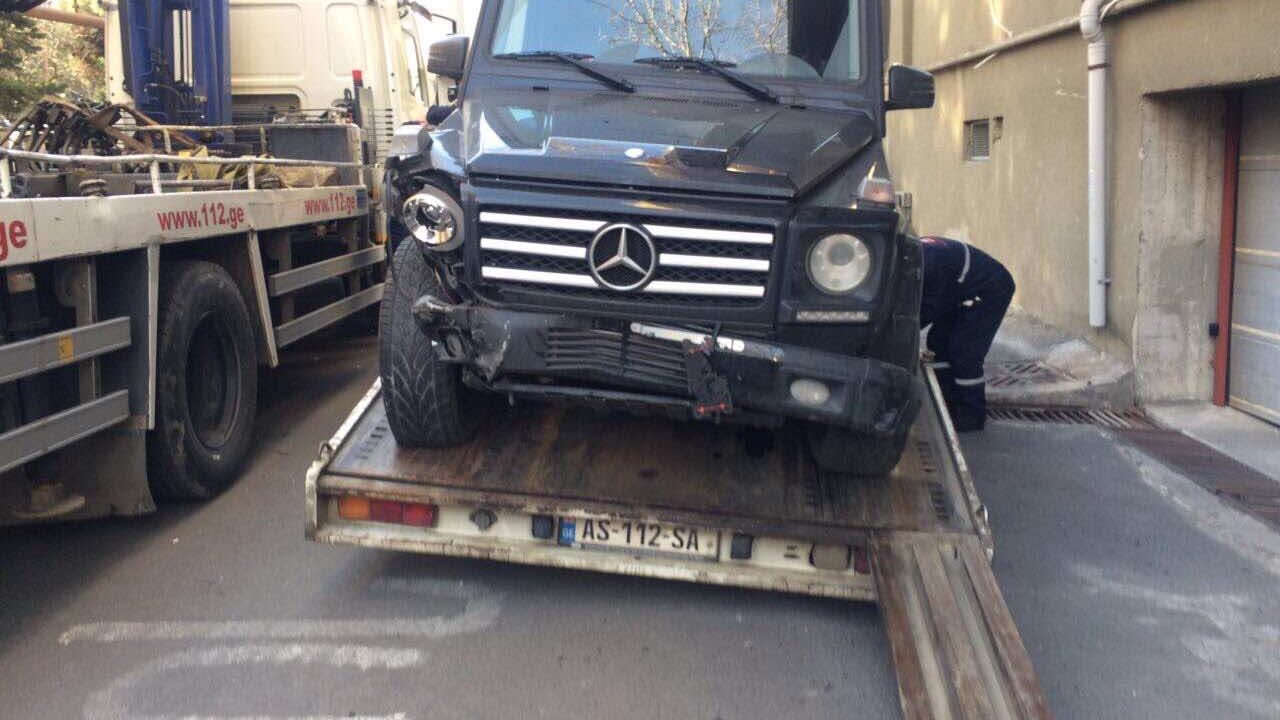 Mercedes G class crash (Tbilisi) - YouTube