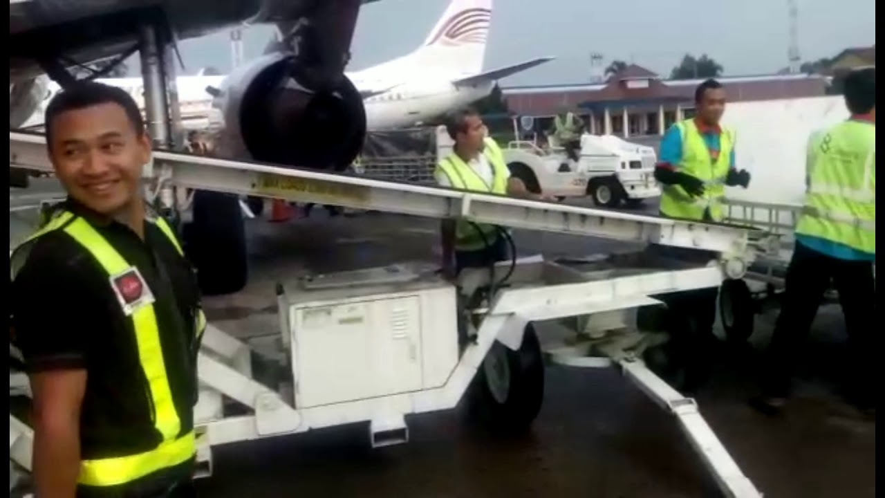 Urgent Jobs Malaysia !! Airport Jobs !! Position Loading Unloading ...