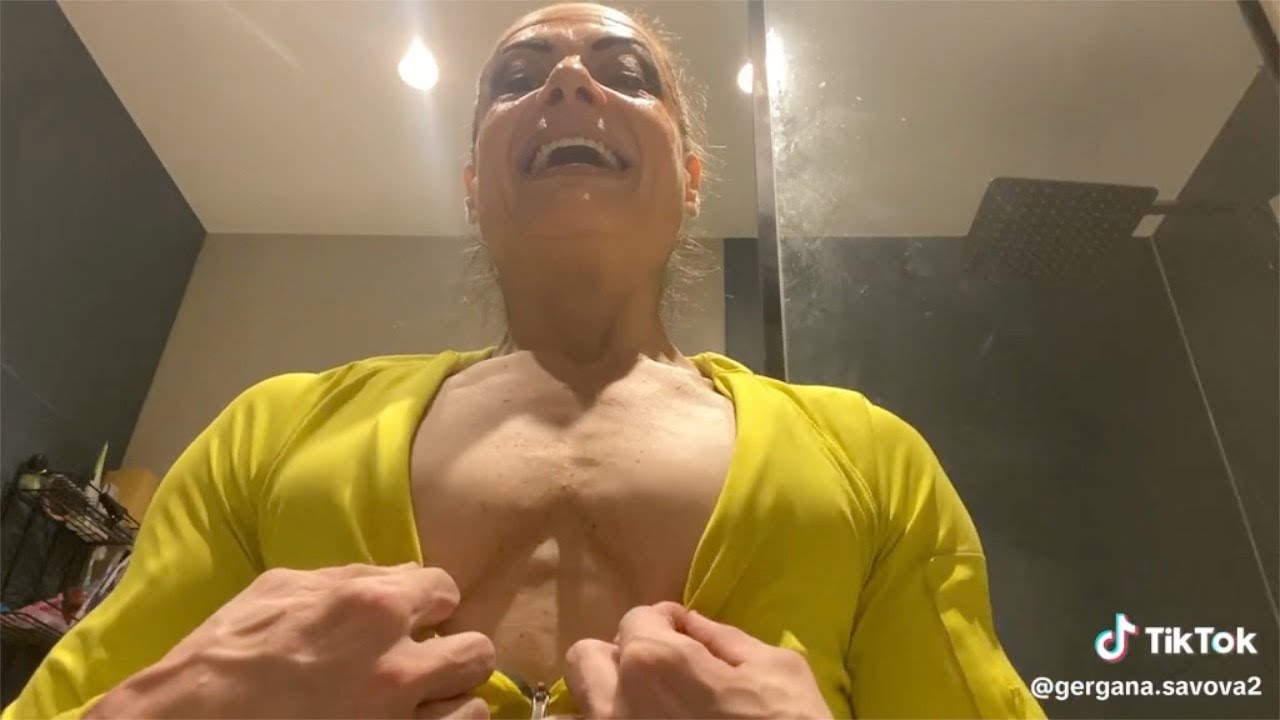 Gergana Savova Sensual Pecs - YouTube
