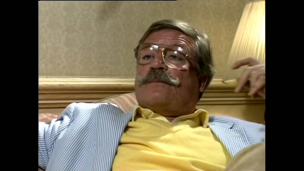 oliver reed on alex higgins - YouTube