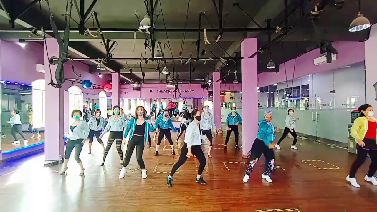 Nunu Nana Hitch Line Dance (High Beginner) - YouTube