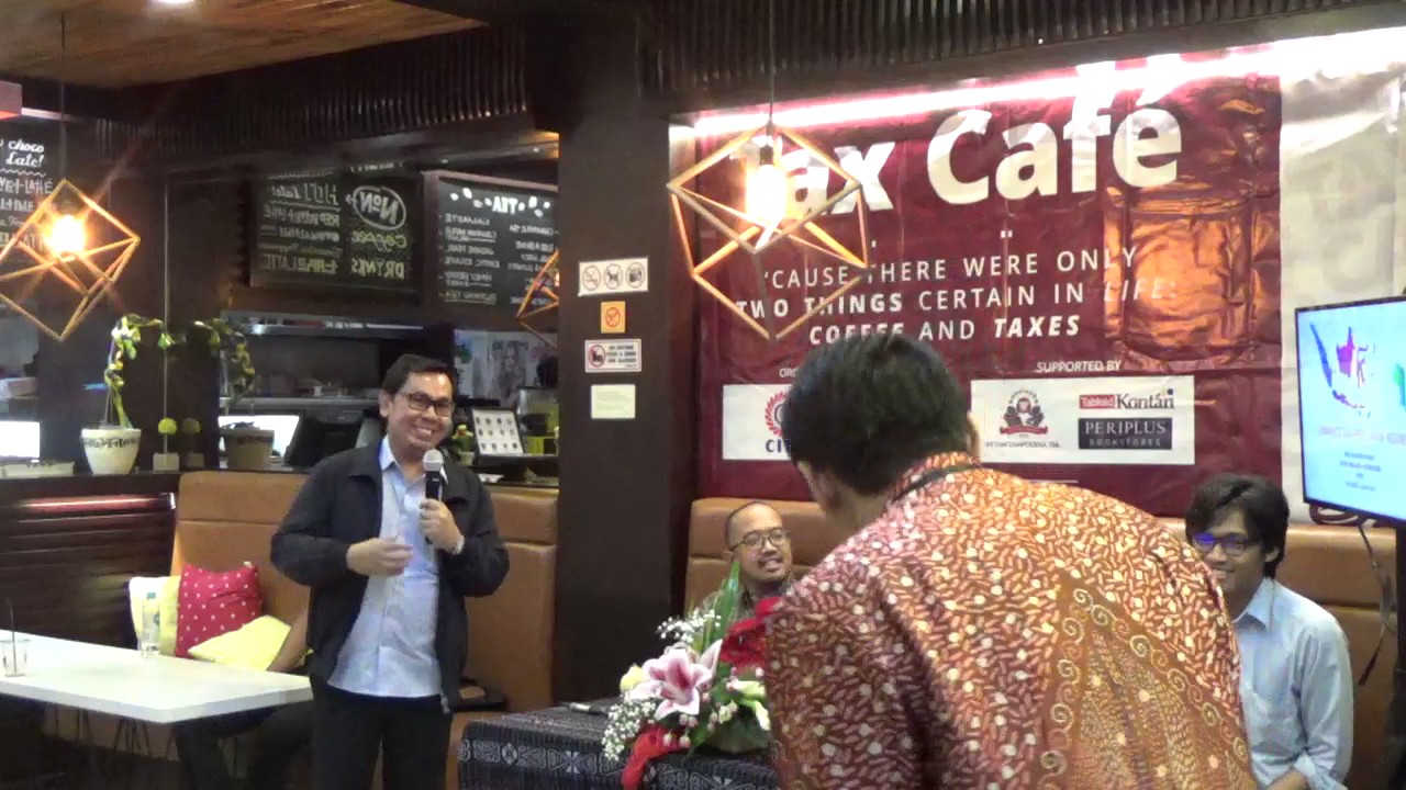 #1 Tax Cafe 6: "Ekonomi Digital" , Periplus Kemang, 26 Juli 2017 - YouTube