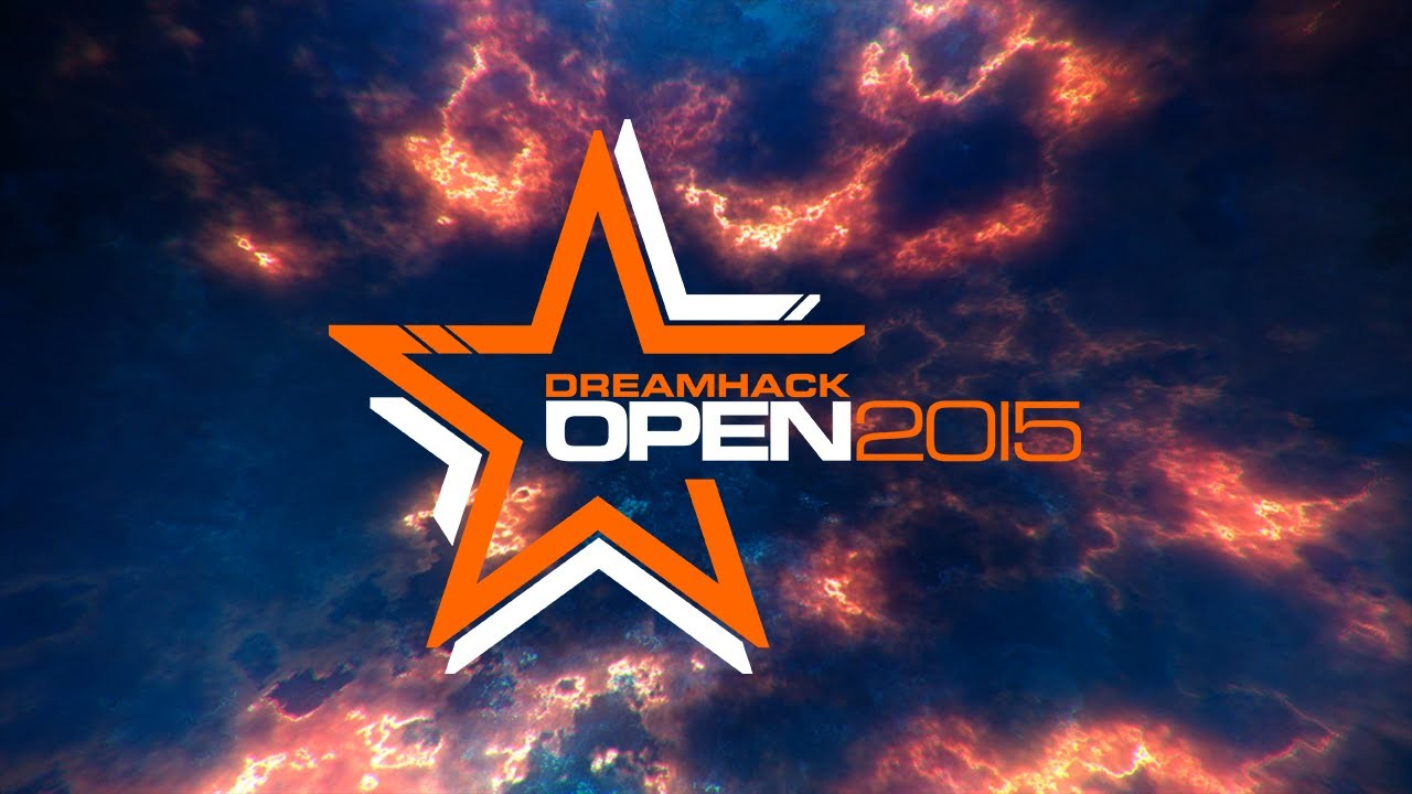 DreamHack 2015 - Открываем капсулы с наклейками - YouTube