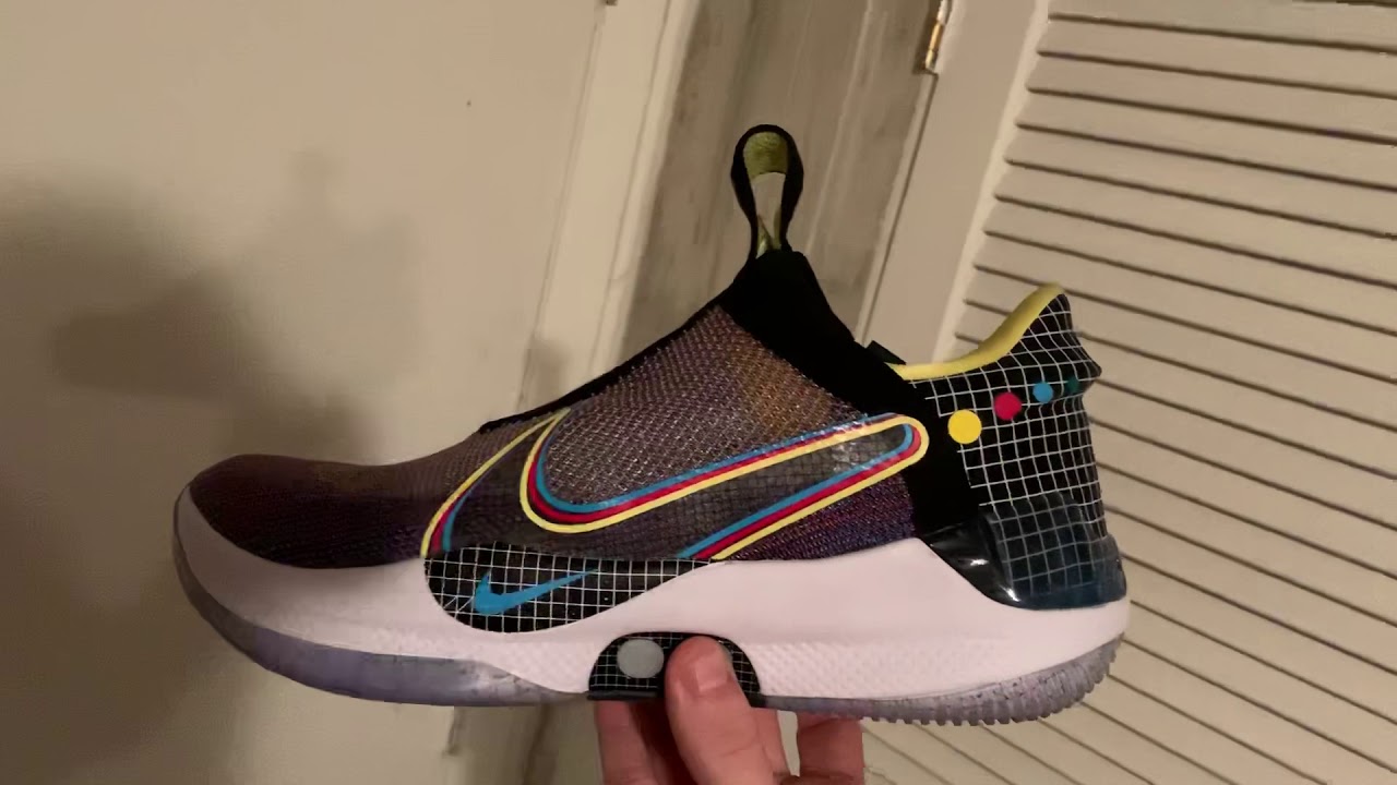 How to use buttons on Nike Adapt BB shoes. Is charger good for iPhone ...