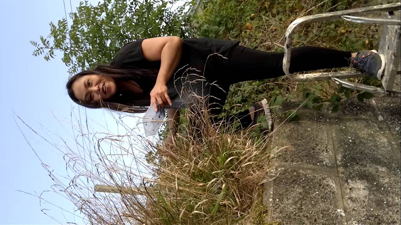 Ima Castro harvesting in song - YouTube