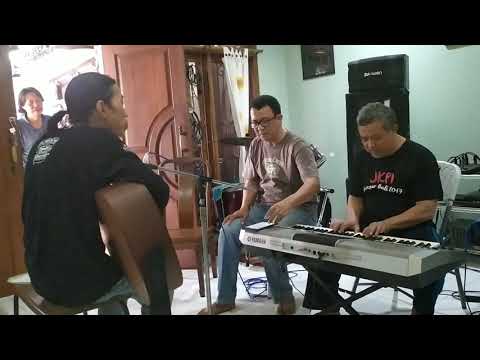 Lite Band - Morning Of My Life - Bee Gees Cover