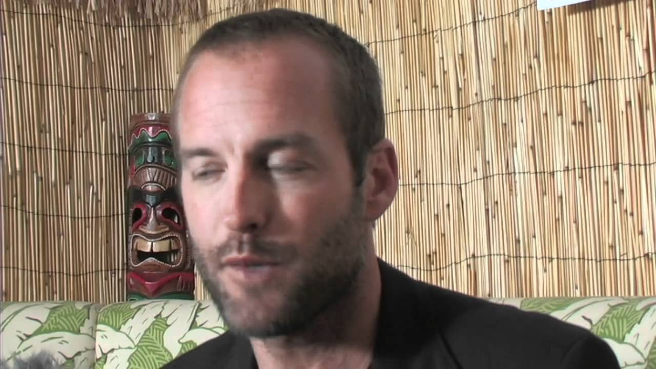 Gunner Wright from Angels and Airwaves movie "Love" - YouTube