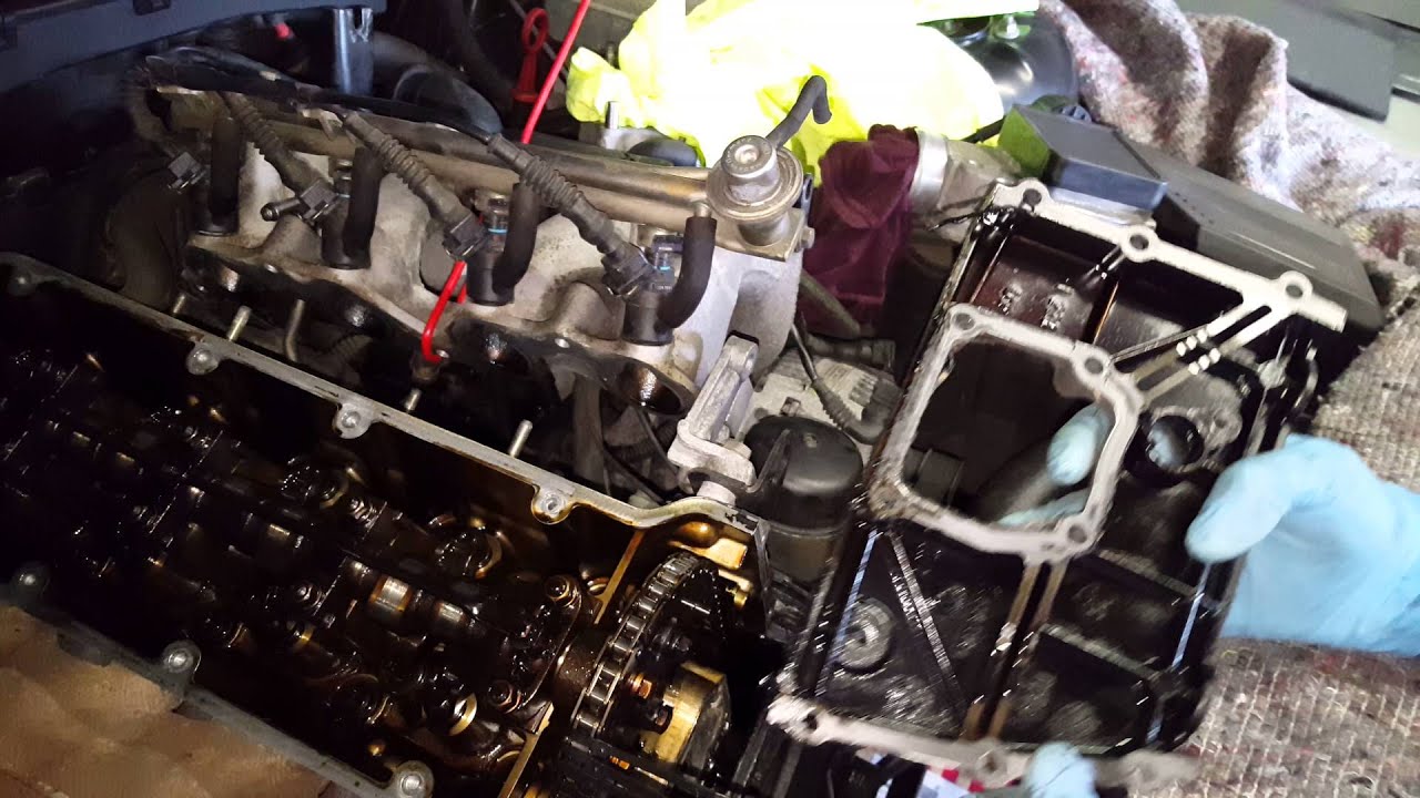 engine oil leakage BMW E36 316i M43B16 1998 - YouTube