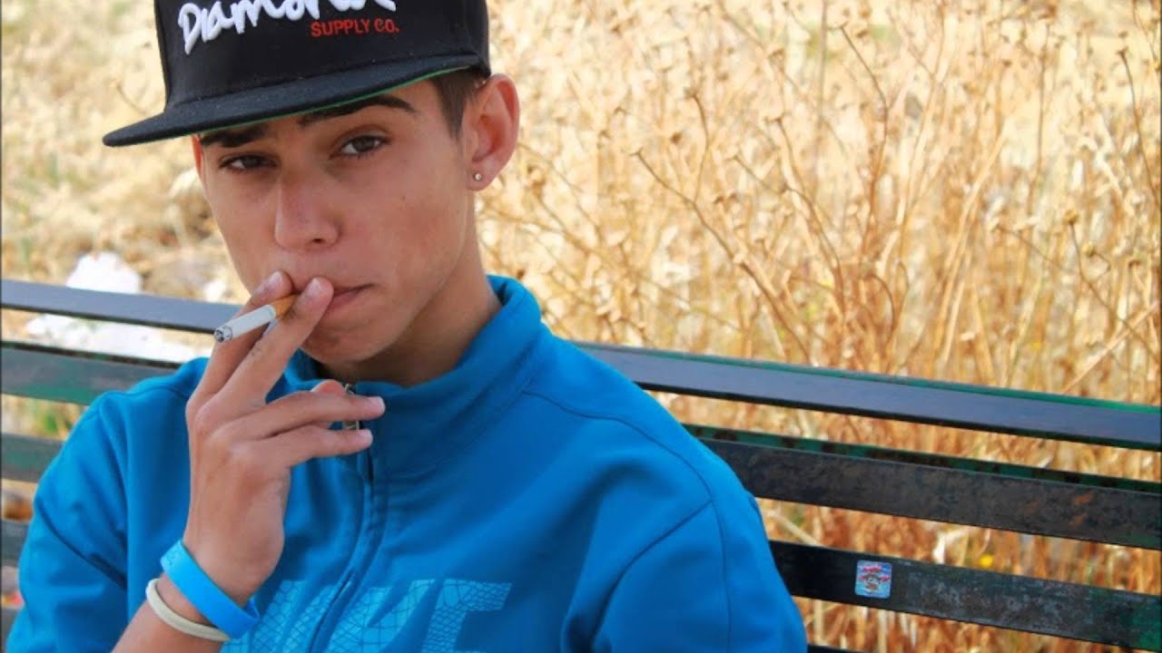 Fede ''BEGINS FREESTYLE'' - YouTube