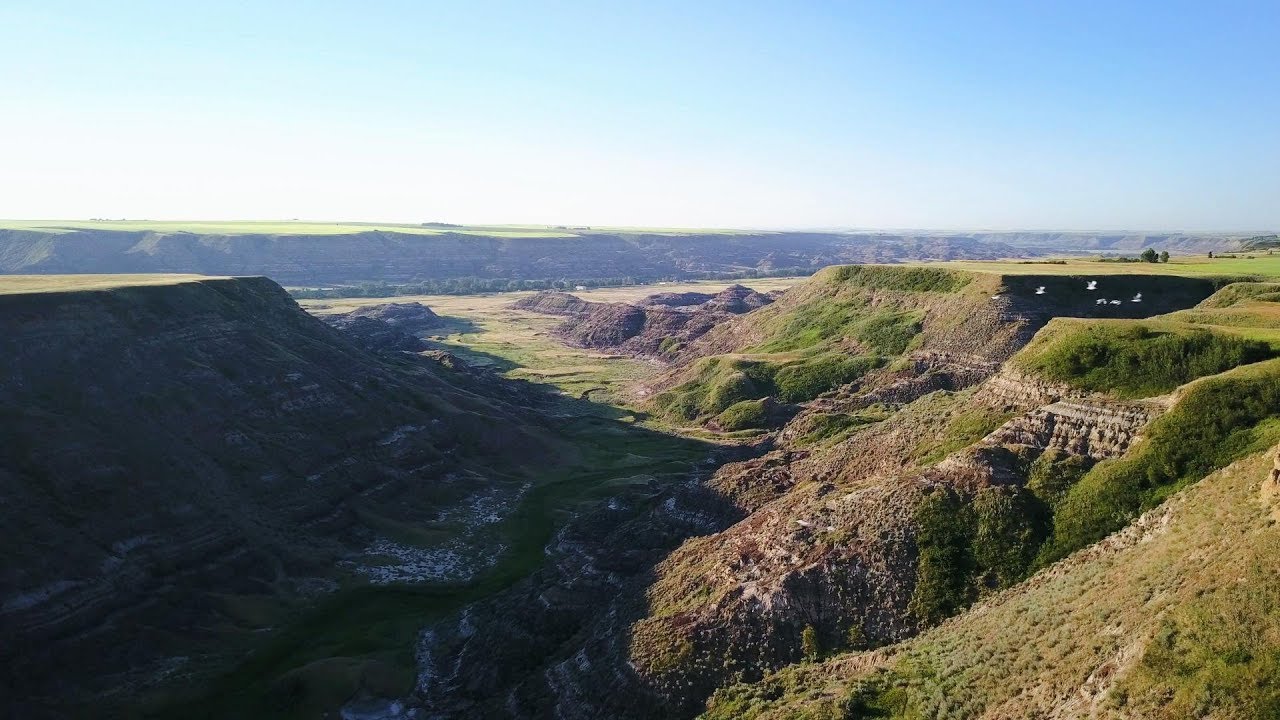 Small Canyon Exploration | Mavic Pro | 4K - YouTube